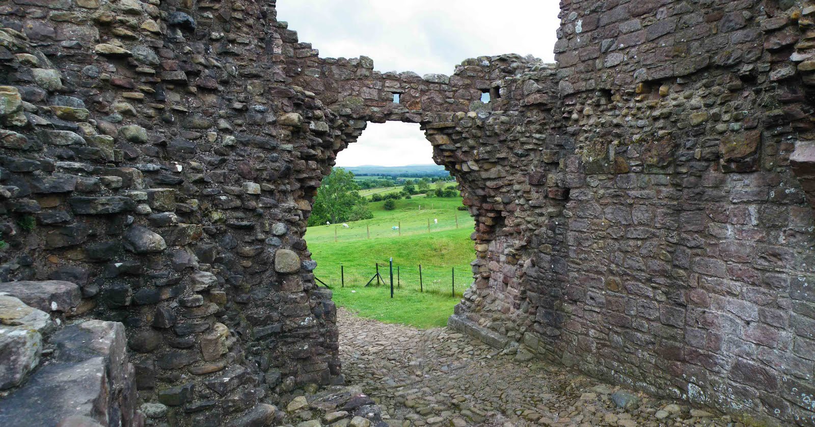 The castles, towers and fortified buildings of Cumbria: Brough Castle ...