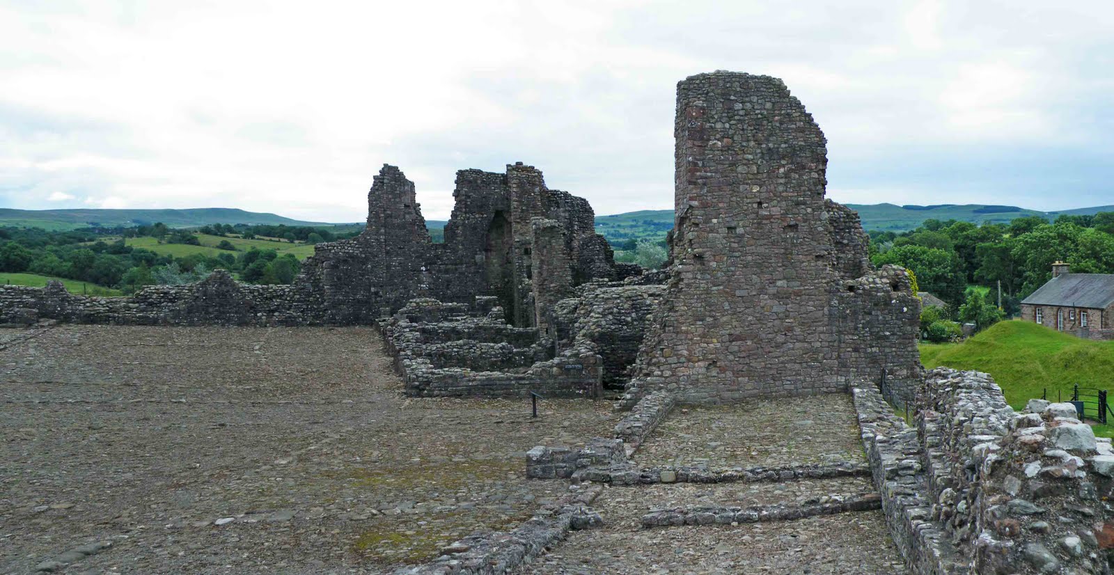 The castles, towers and fortified buildings of Cumbria: Brough Castle ...