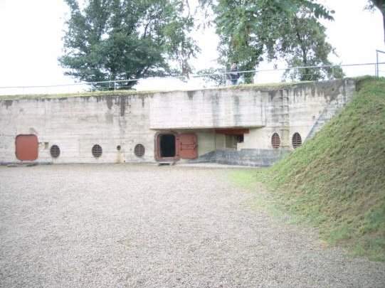 Fritzwaffen: 5cm GrW 36 - B-Werke erőd