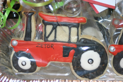 Simply Living and Loving Each Day: Birthday Tractor Cookies
