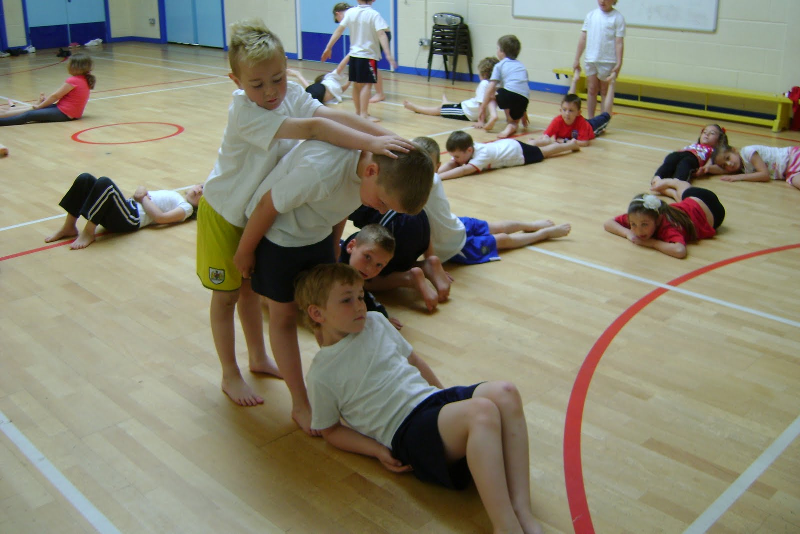 Luckwell Primary Year 2 Blog: Making shapes!