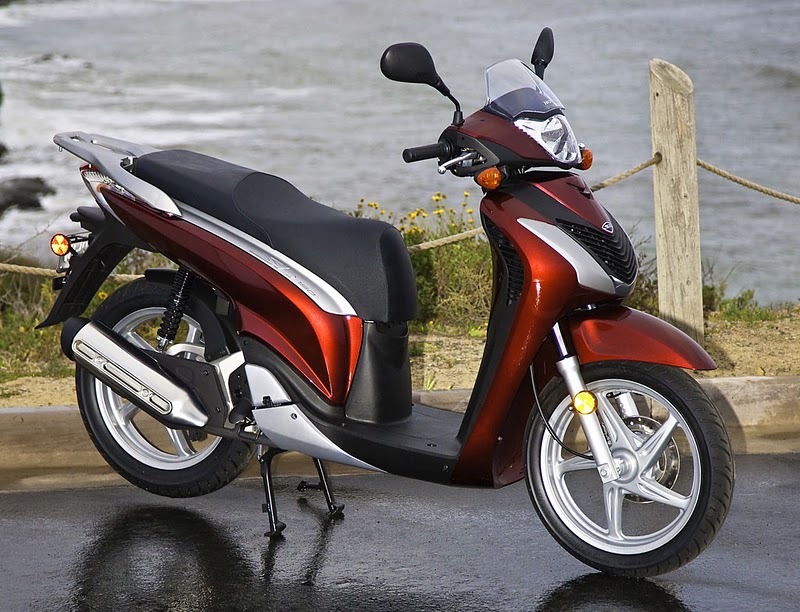 Wery Sepeda Motor BESAR MOBIL DAN PICTURES: 2011 SH150i Scooter 150 cc