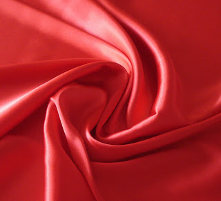 Eşarp markaları: Saten nedir