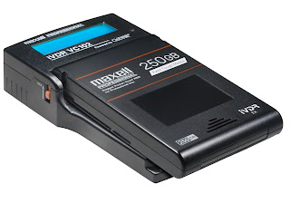 UrbanFox.TV Blog: Maxell FireWire media recorder