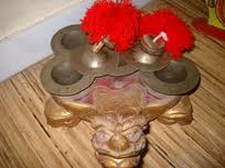 alat musik bali: ceng ceng 1