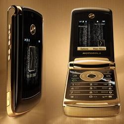modern cell phone blog: Motorola RAZR2 V8 Luxury Edition photos