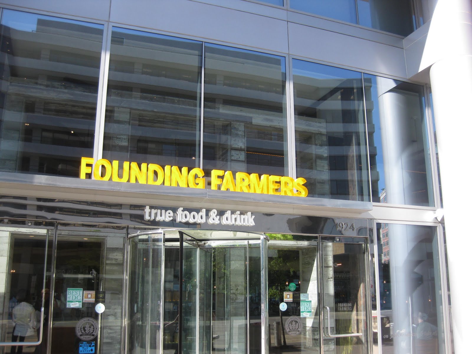 Georgetown Cupcakes and Founding Farmers, Washington DC | Endo Edibles