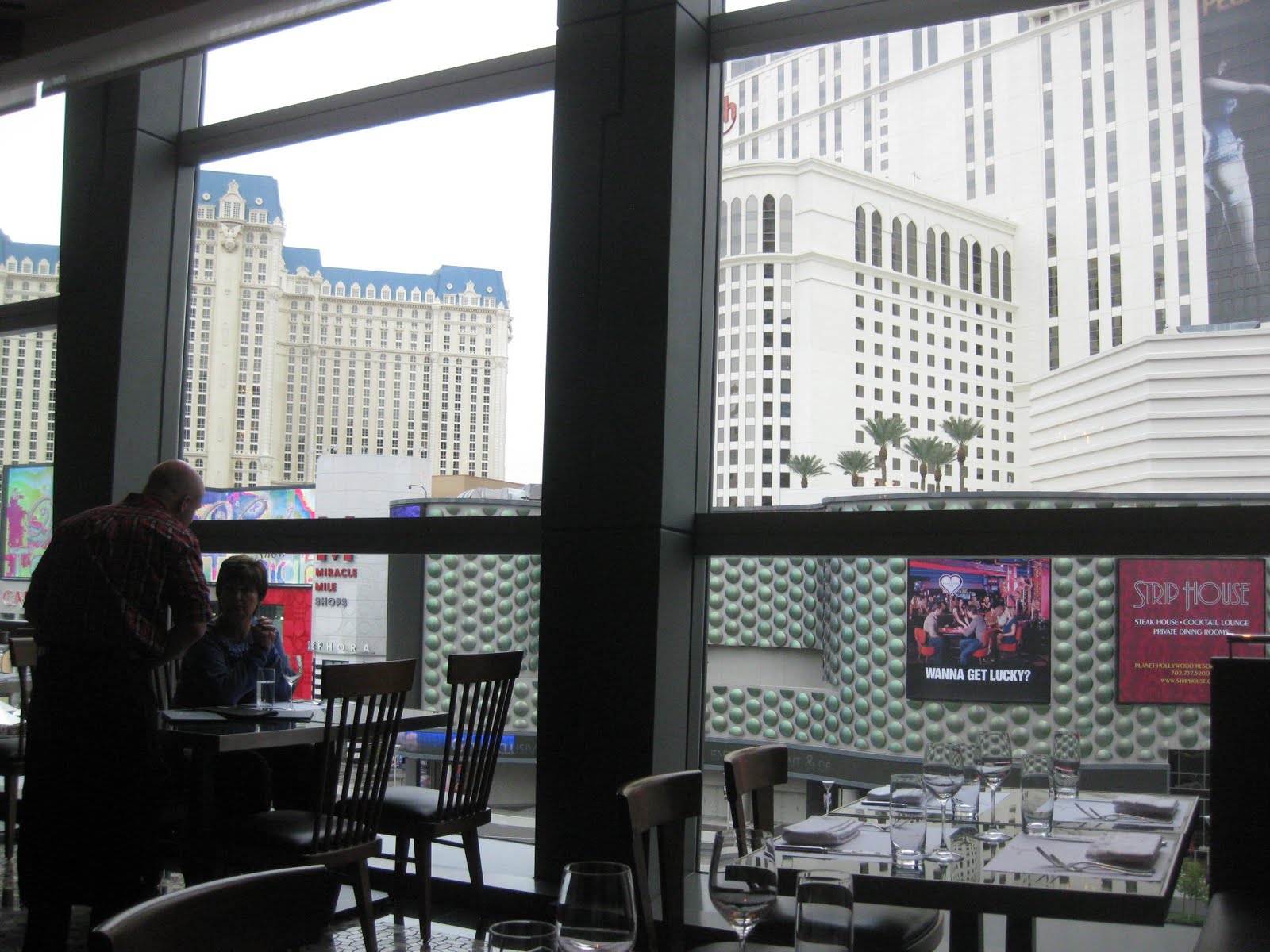 Comme Ca, Las Vegas NV | Endo Edibles