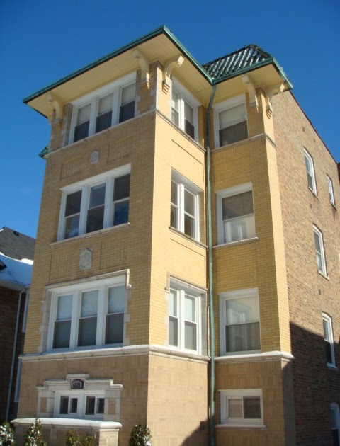 The Chicago Real Estate Local: Old Irving Condos by the Metra Line