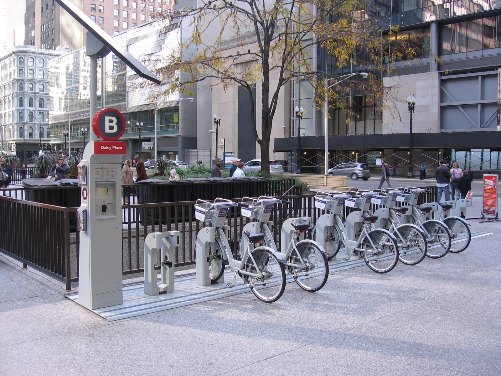 The Chicago Real Estate Local: Chicago Local Green: Bike share at Daley ...