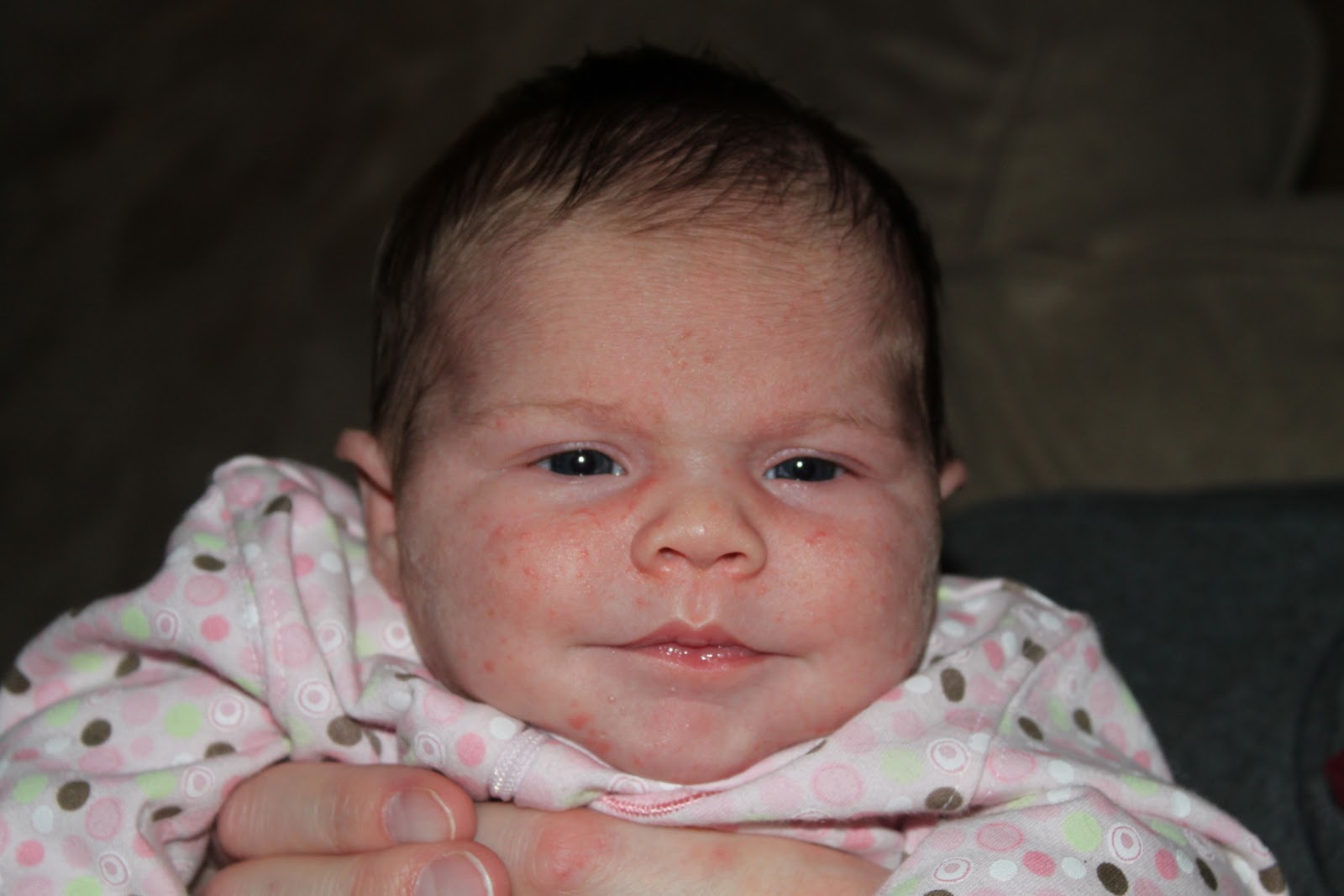 Jessica's Baby Blog!: 1 month old.