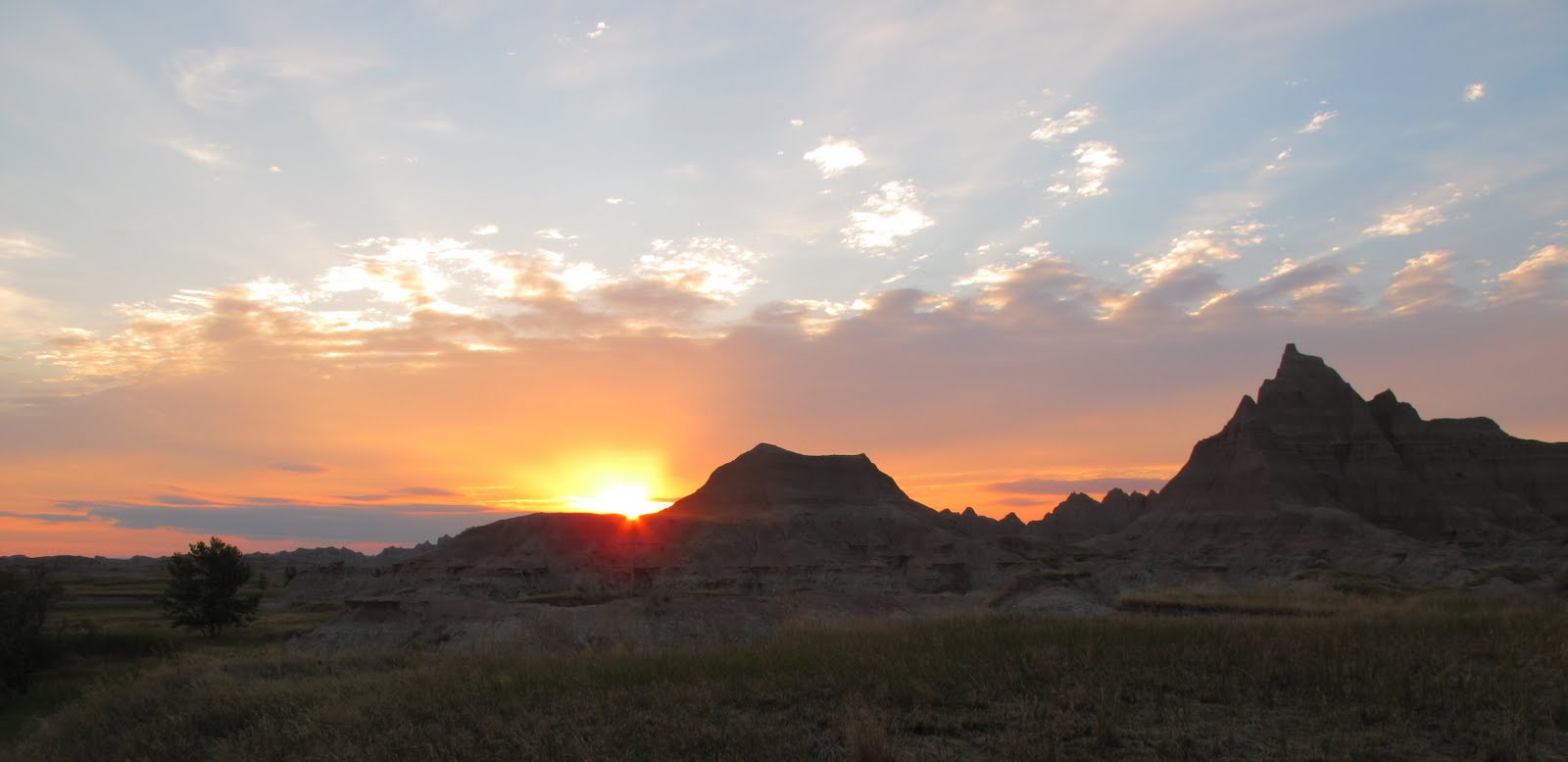 Raised By Wolves: Photo Phriday: Badlands Sunset
