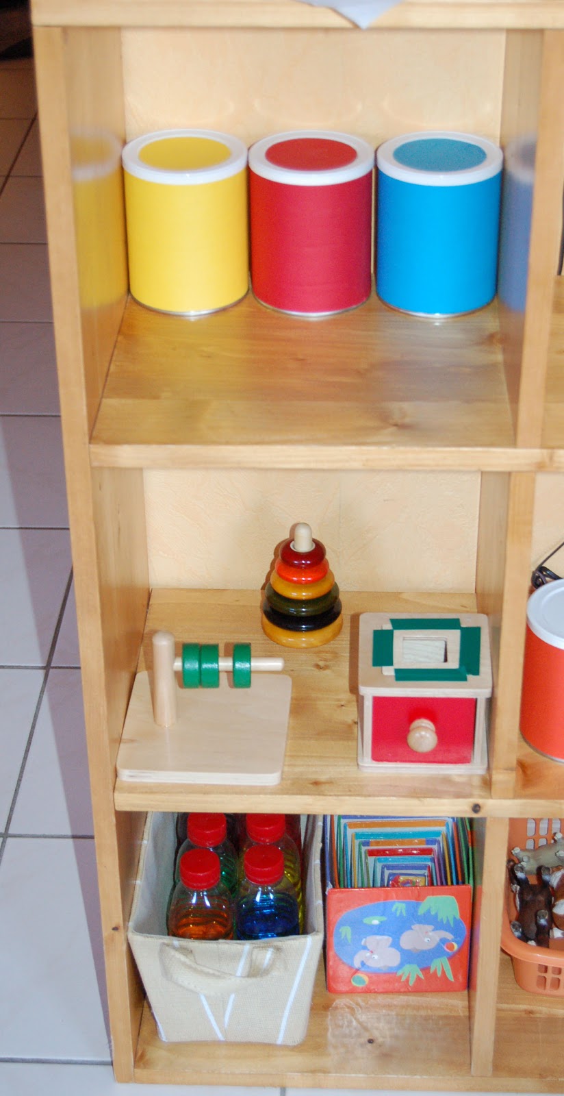 Trois dans le petit nid: Matériel Nido, Sensoriel, Vie pratique : petit ...