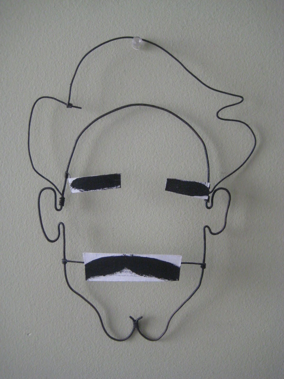 Sad Squash: Wire Faces...