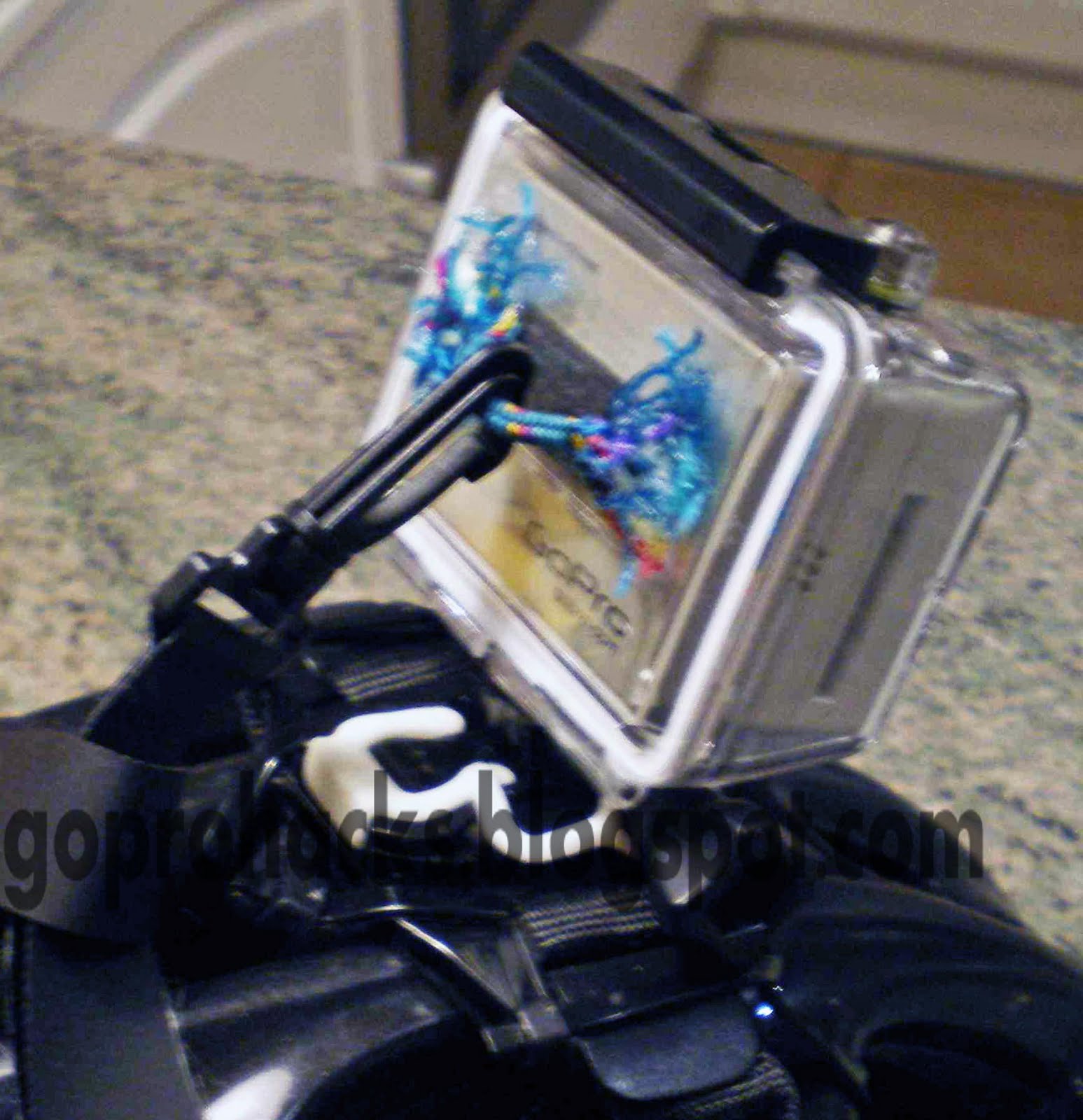 GoPro HD Cameras Hacks et astuces: mettre un leash sur le caisson ...