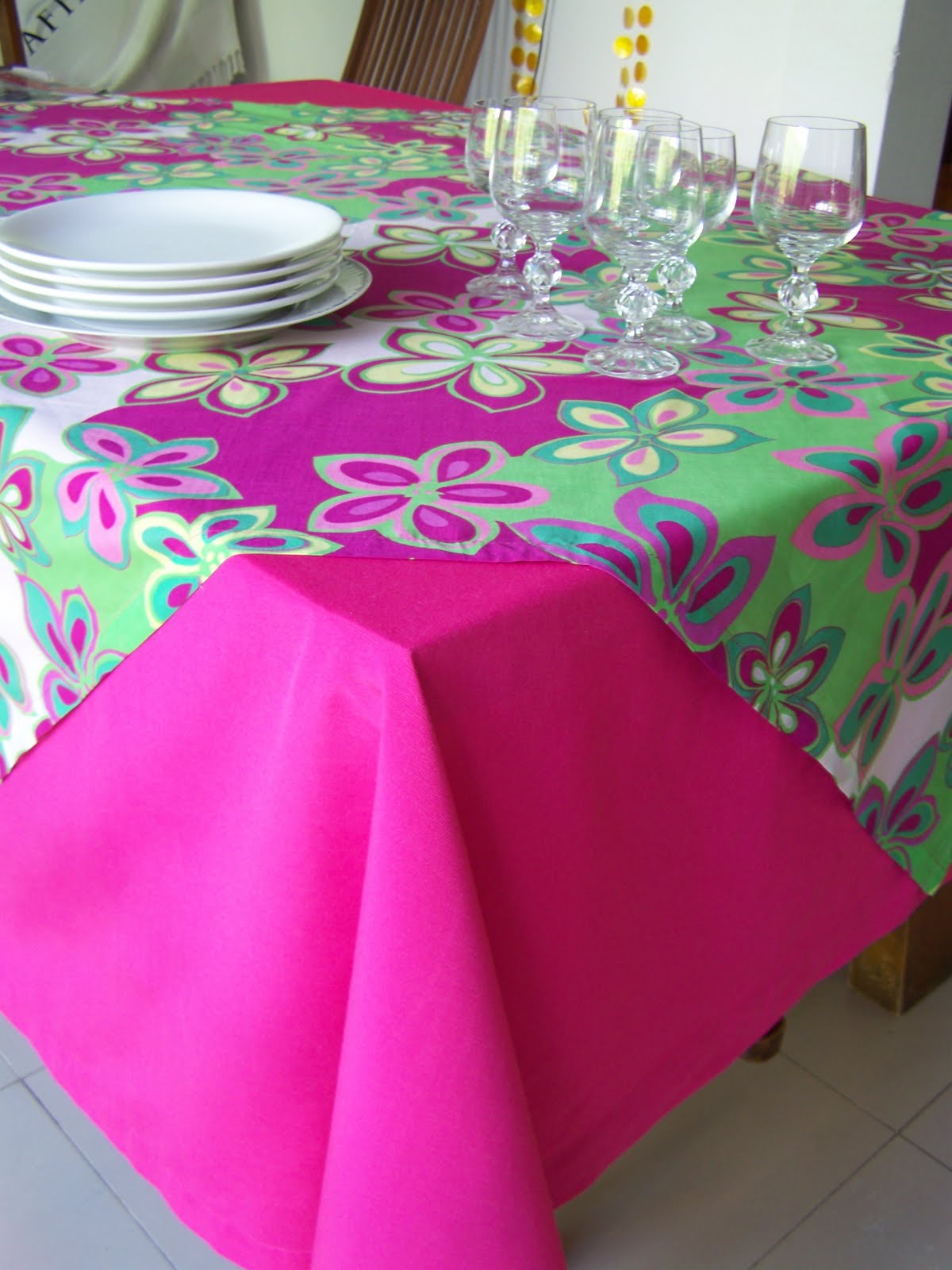 Table & Art: Manteles de diseño Exclusivo, Caminos, Vajilla Decorada