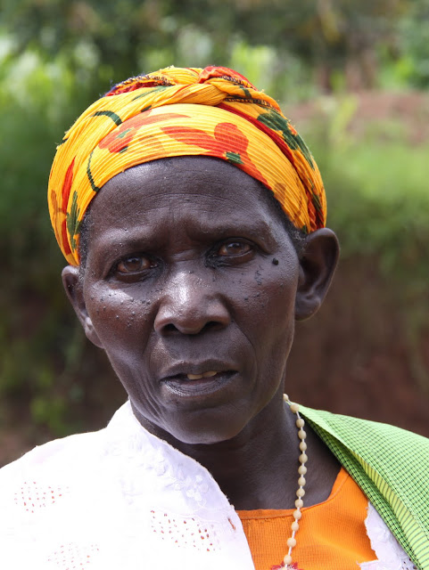 Jose Pavis at Rugerero, Rwanda: People’s faces