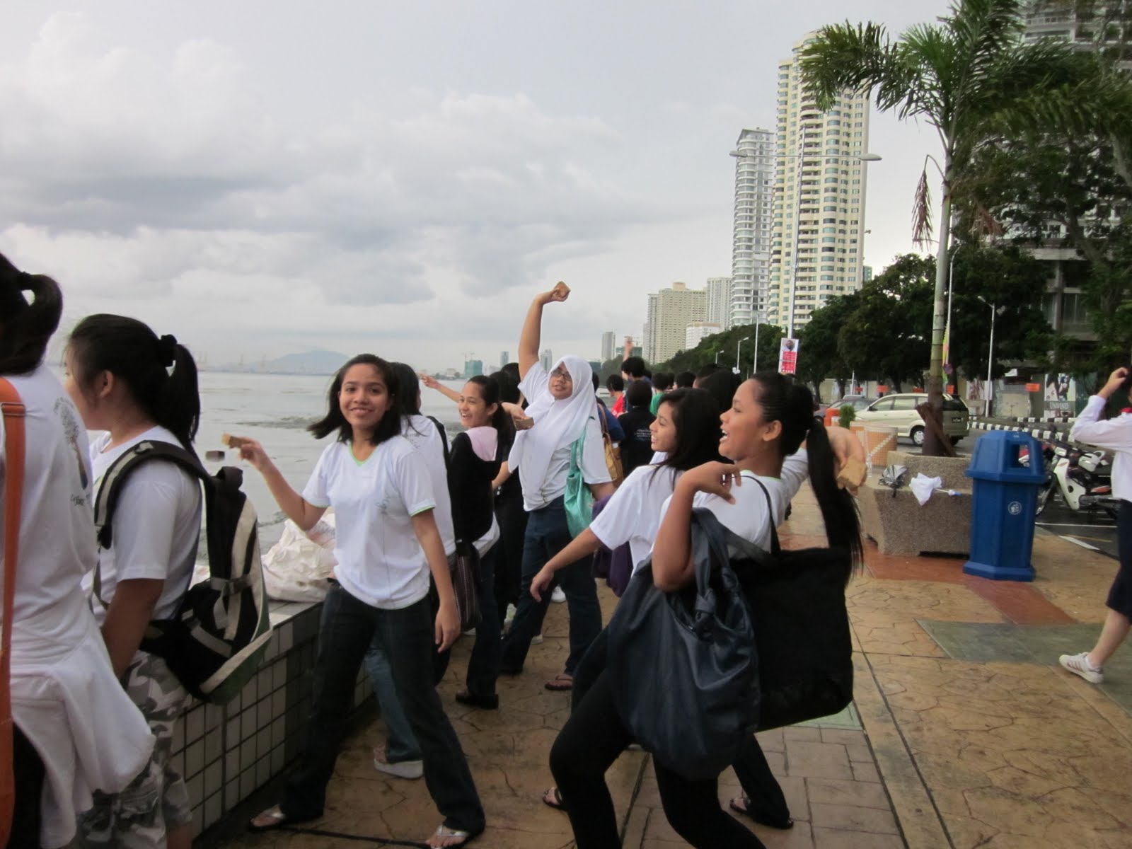 MGS Environmental Blog: Mudball Throwing at Gurney