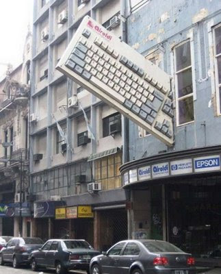 Crazy Funny Photos: Computer Keyboard Building Photo
