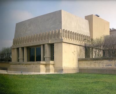 Arquitetura Orgânica de Frank Lloyd Wright: Casa aline Barnsdall, 1920