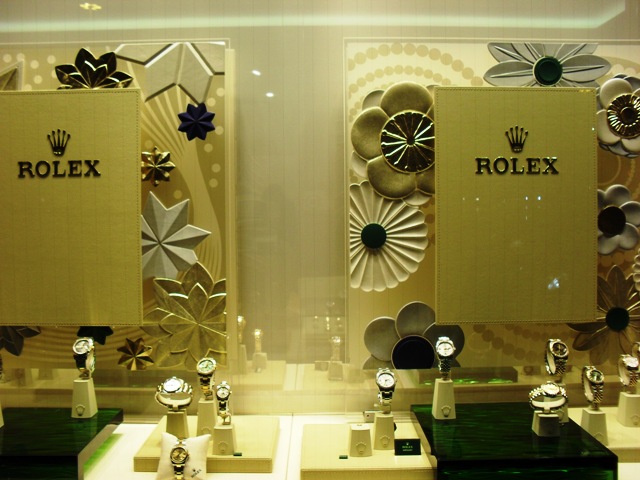 A moda do inverno 2011 nas vitrinas da Suiça. | Arrumada