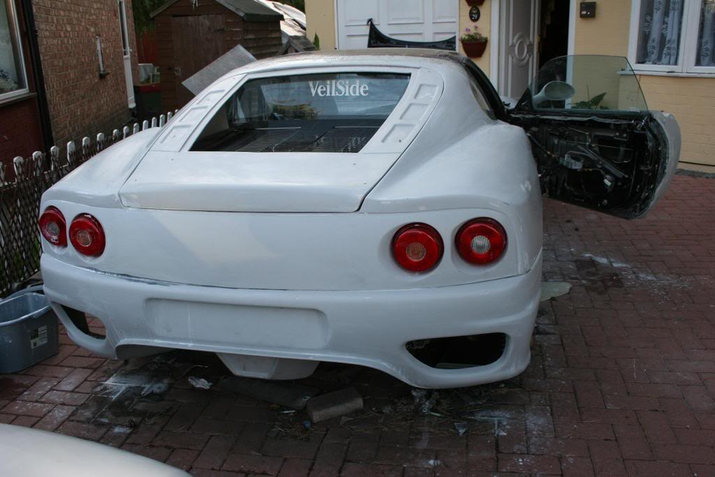 Toyota MR2 to Ferrari 360 Replica: Ferrar mr2 door skins fitted and bonded