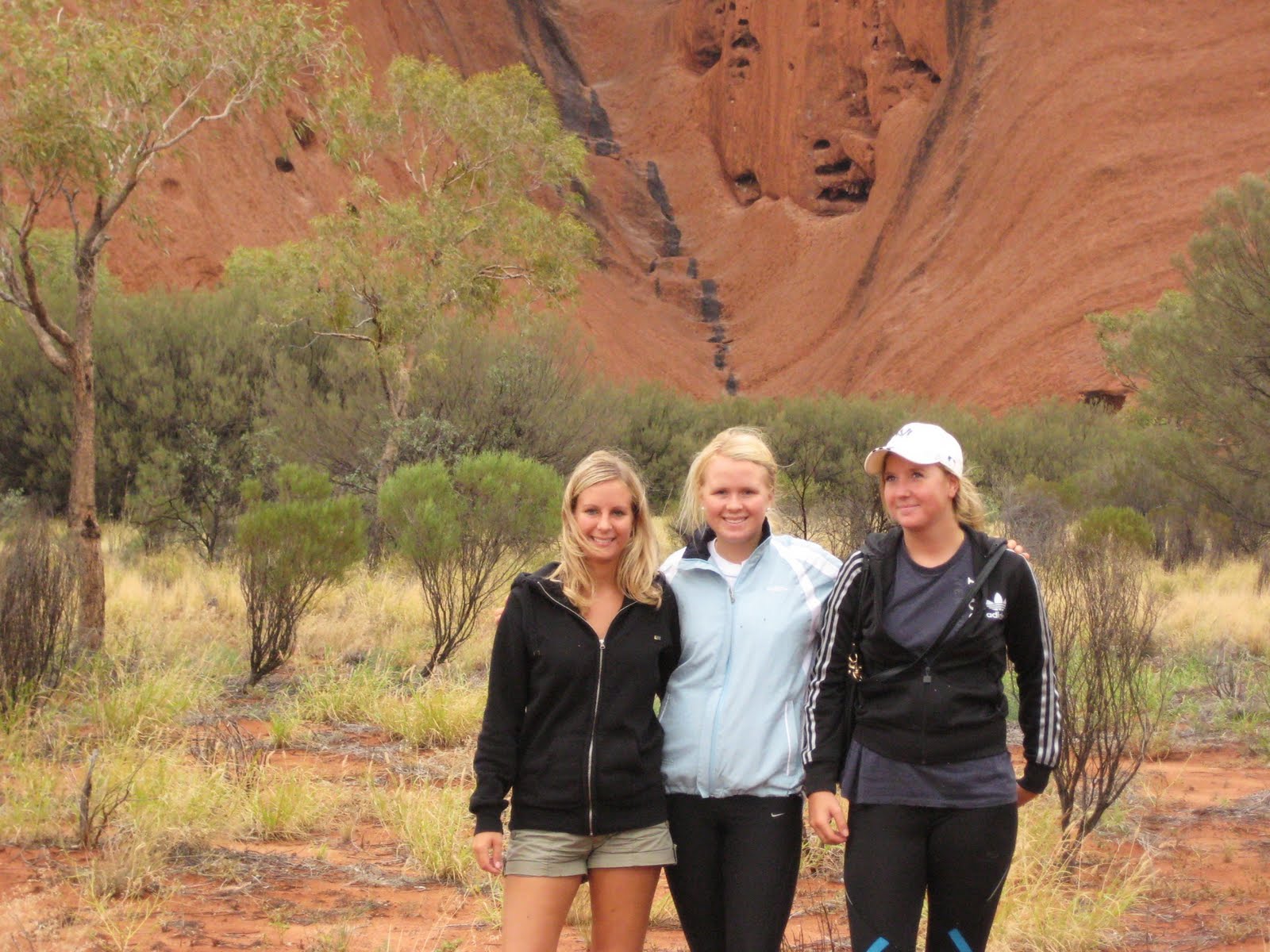 Girls DownUnder: 3 day Uluru tour