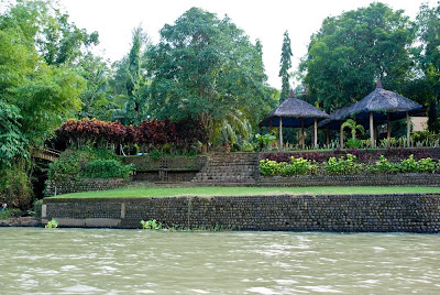 Sprinkles of Sanity: Pagsanjan Falls in the Philippines