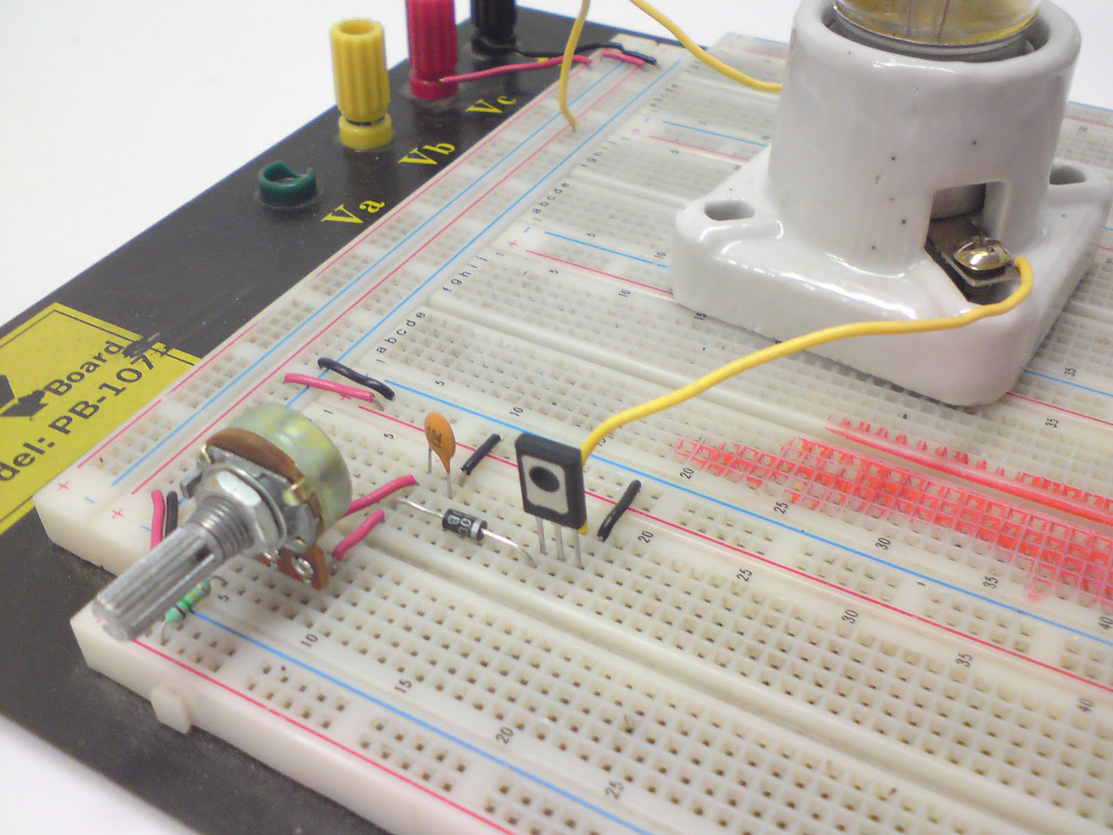 MecatronicLab: Dimmer con SCR