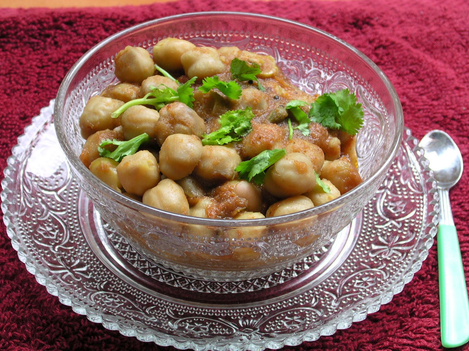 Enriching your kid!: Chole/ Chana Masala