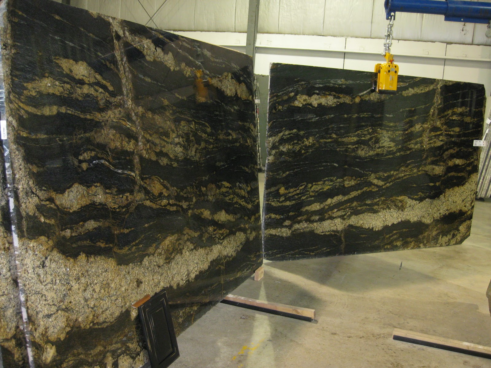 Duiser Granite: Granite slabs