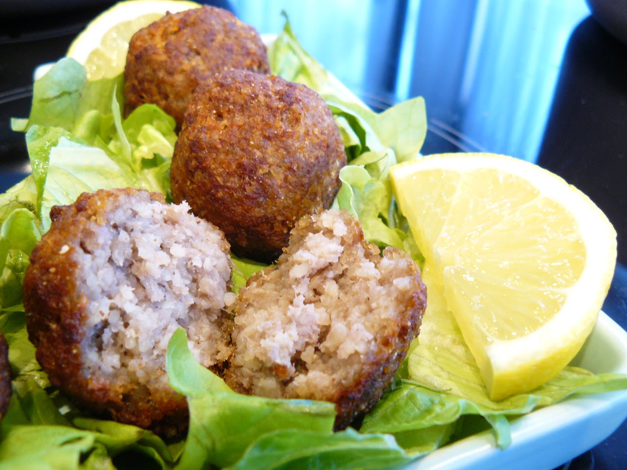 Kibbeh Balls without Stuffing - Hommus&Tabbouli