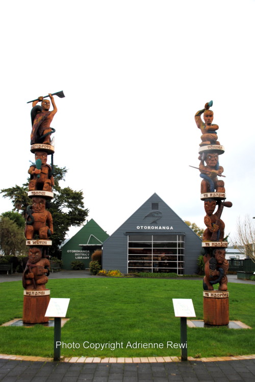 Introducing Maori Lifestyles: A Carved Landmark - Otorohanga