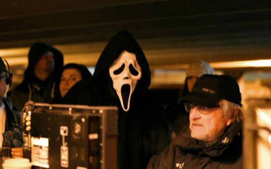 Sangue, suor e... Cinema!: Duas fotos dos bastidores de 'Pânico 4'