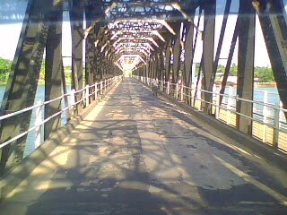 Wikum Opatha: Kalladi bridge