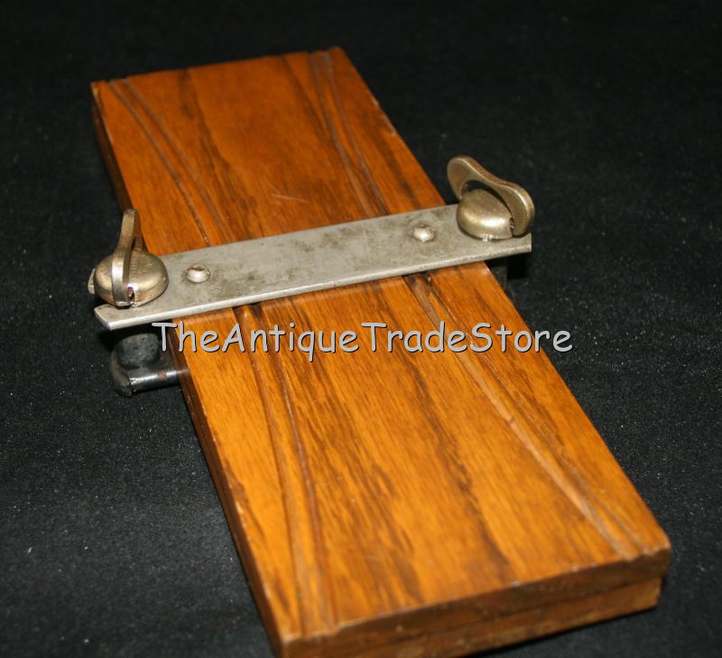 The House of Riley: What in the heck is a Tie Press?