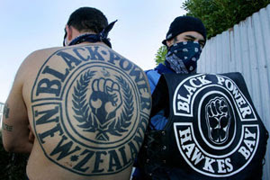 MC Razzia. 1% KLUBBAR som rockar i media: BLACK POWER MC