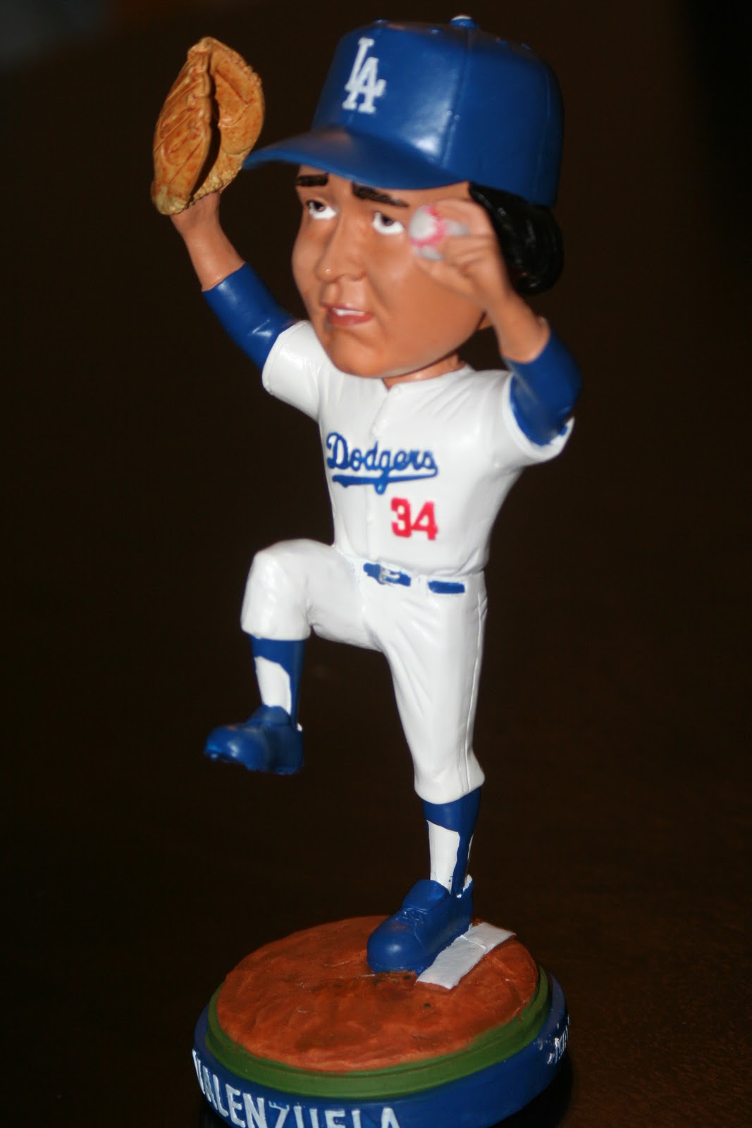 Dodgerbobble: Bobblehead of the Day: Fernando Valenzuela (2006)