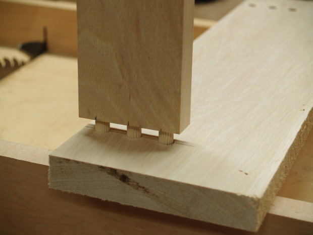 Wisdom of the Hands: doweled joint