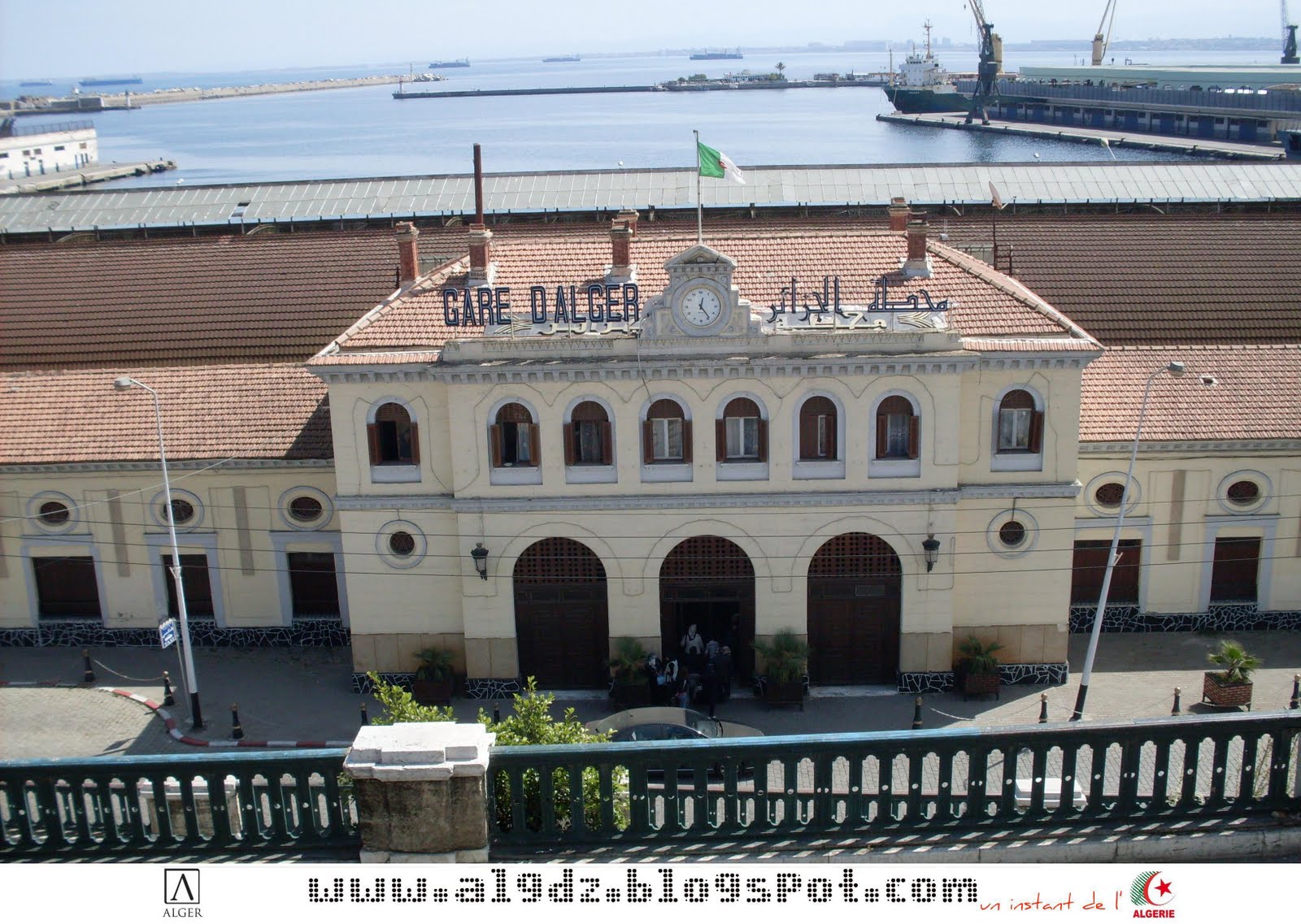 Photos d'Alger,l'Algérie visiter l' Algérie en image à tout moment: SNTF - GARE CENTRALE Alger
