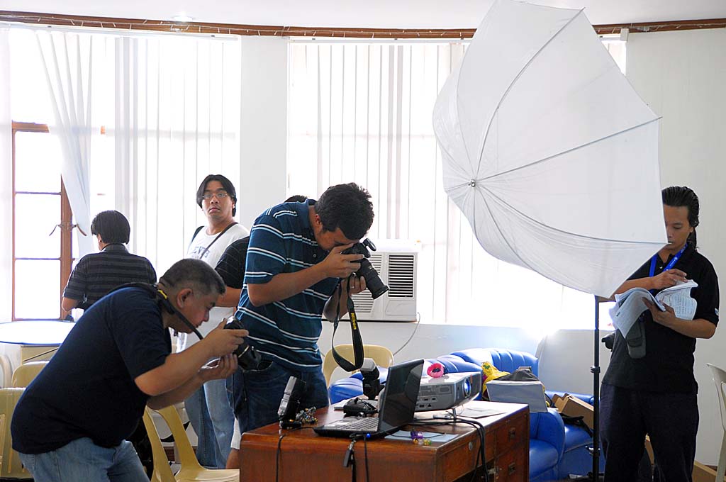 Joe Galian Photography: The 1st FPPF Strobist Graduates 2010!