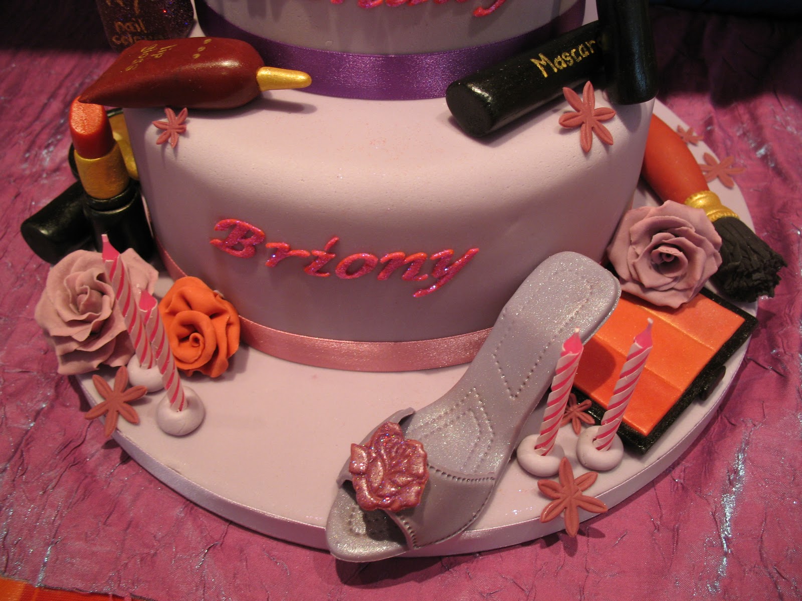 girl eats art: November 2010