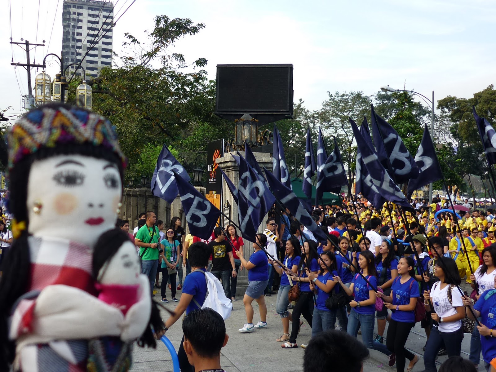postcards from miss igorota: Miss Iggy at the Q Parade
