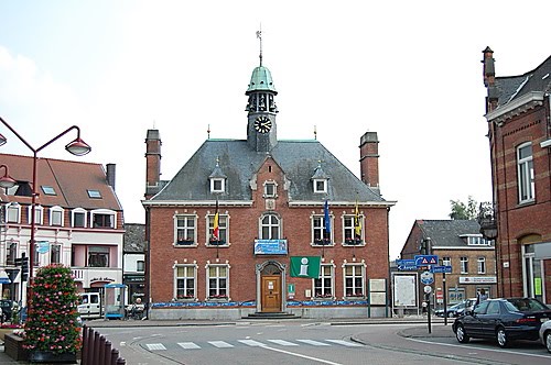 Touring in de Vlaamse Ardennen - dans Les Ardennes Flamande: Herzele (NL)