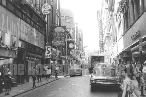 Shopping Days In Retro Boston: The Gilchrist Company Department Store ...