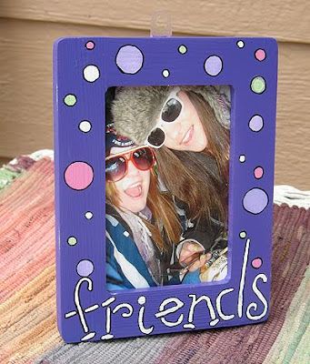 Stenciled Frame - Crafts by Amanda