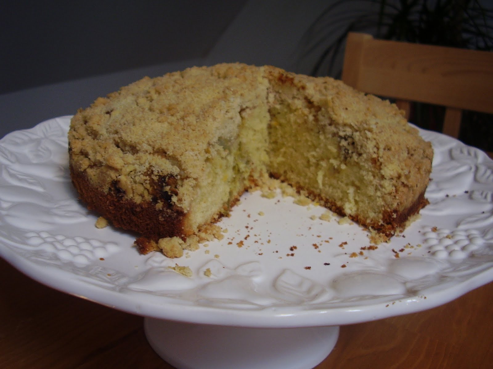 Rebecca Bakes Cakes: Week 34 - Rhubarb & Orange Crumble Cake