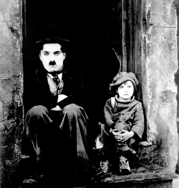 MIRADAS A LA HISTORIA: EL SIGLO XX EN IMÁGENES