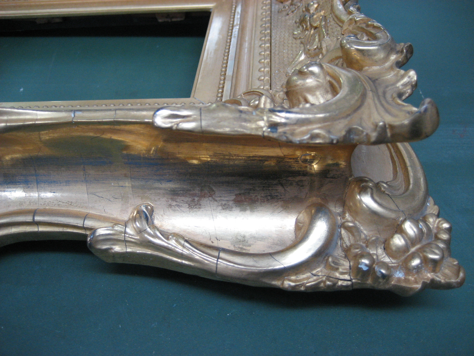 Framemaker: Ornate double swept frame