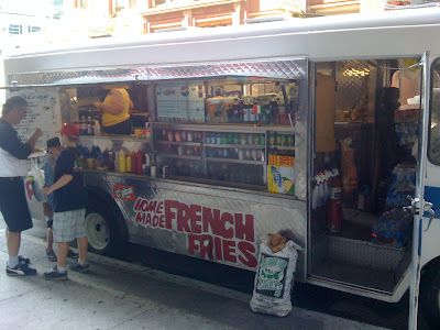 PIG OUT SPOTS: Food Cart (Toronto, Canada)